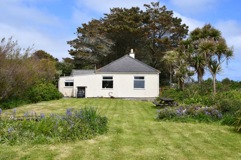 Bishop View| Bishop View | Porthloo Lane | St Marys | Isles of Scilly ...
